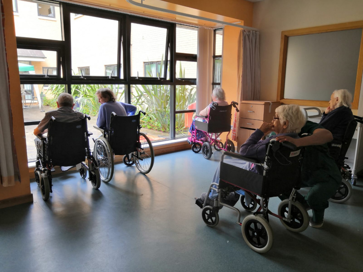 Forget-Me-Not Chorus provide musical moments for dementia patients at ...