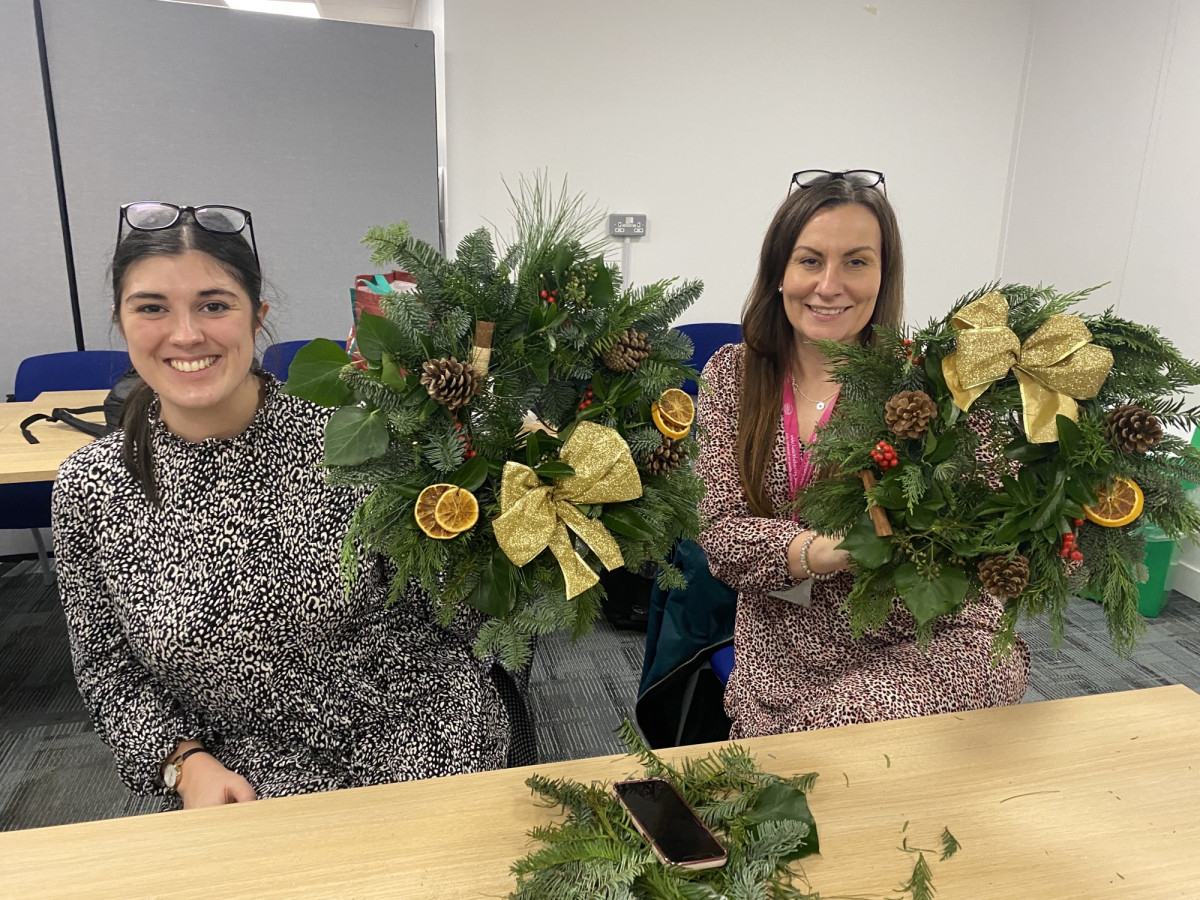 Christmas Wreath Making Workshop Fundraising Event | Cardiff & Vale ...